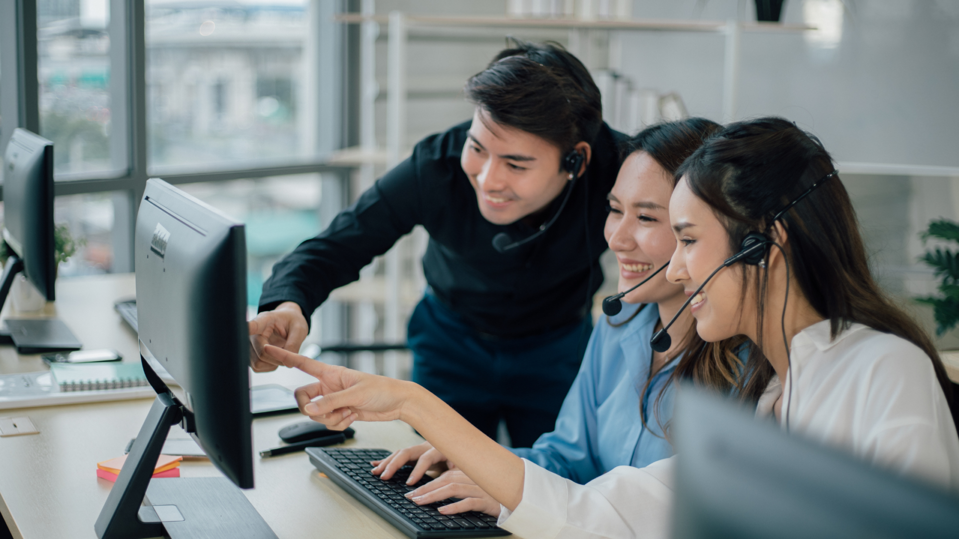 How to Outsource Call Center in 2025 | SupportZebra